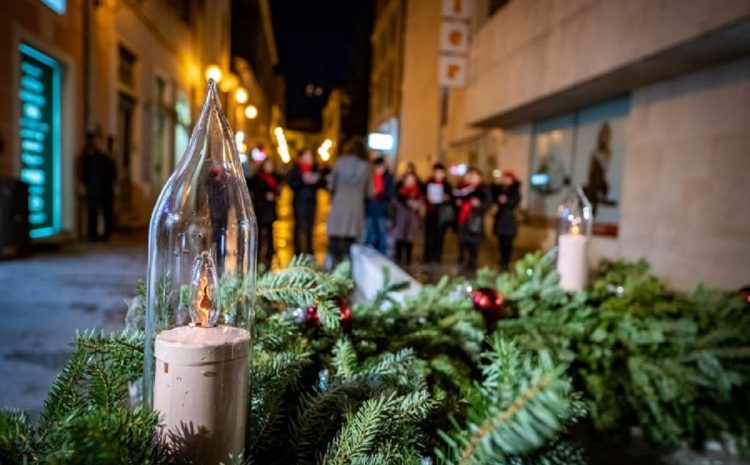 Lighting the Advent candle - Tourism Office Pula
