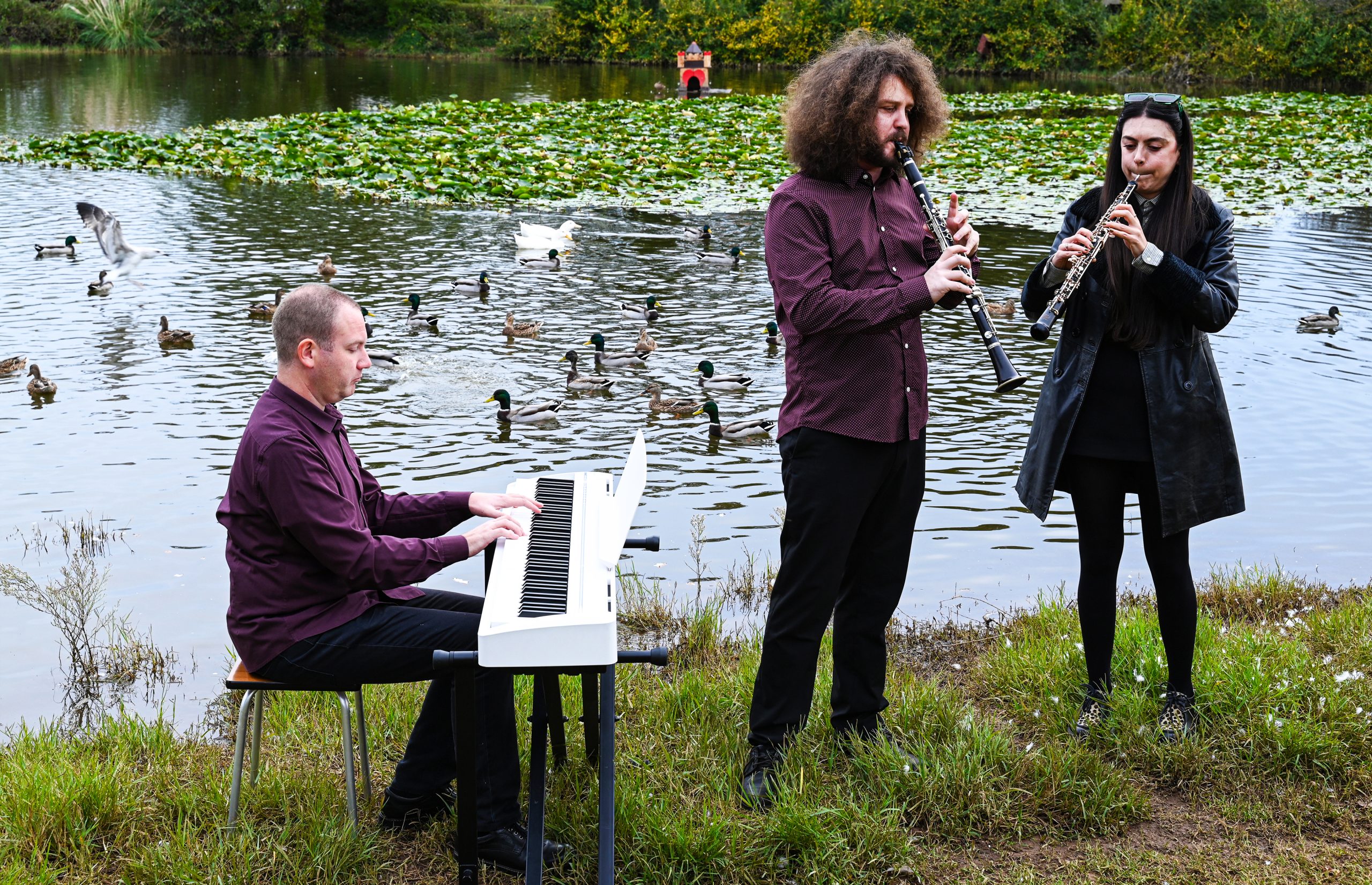 Trio Dora Draclin (oboe), David Kumpare (clarinet) and Sandro Vešligaj ...